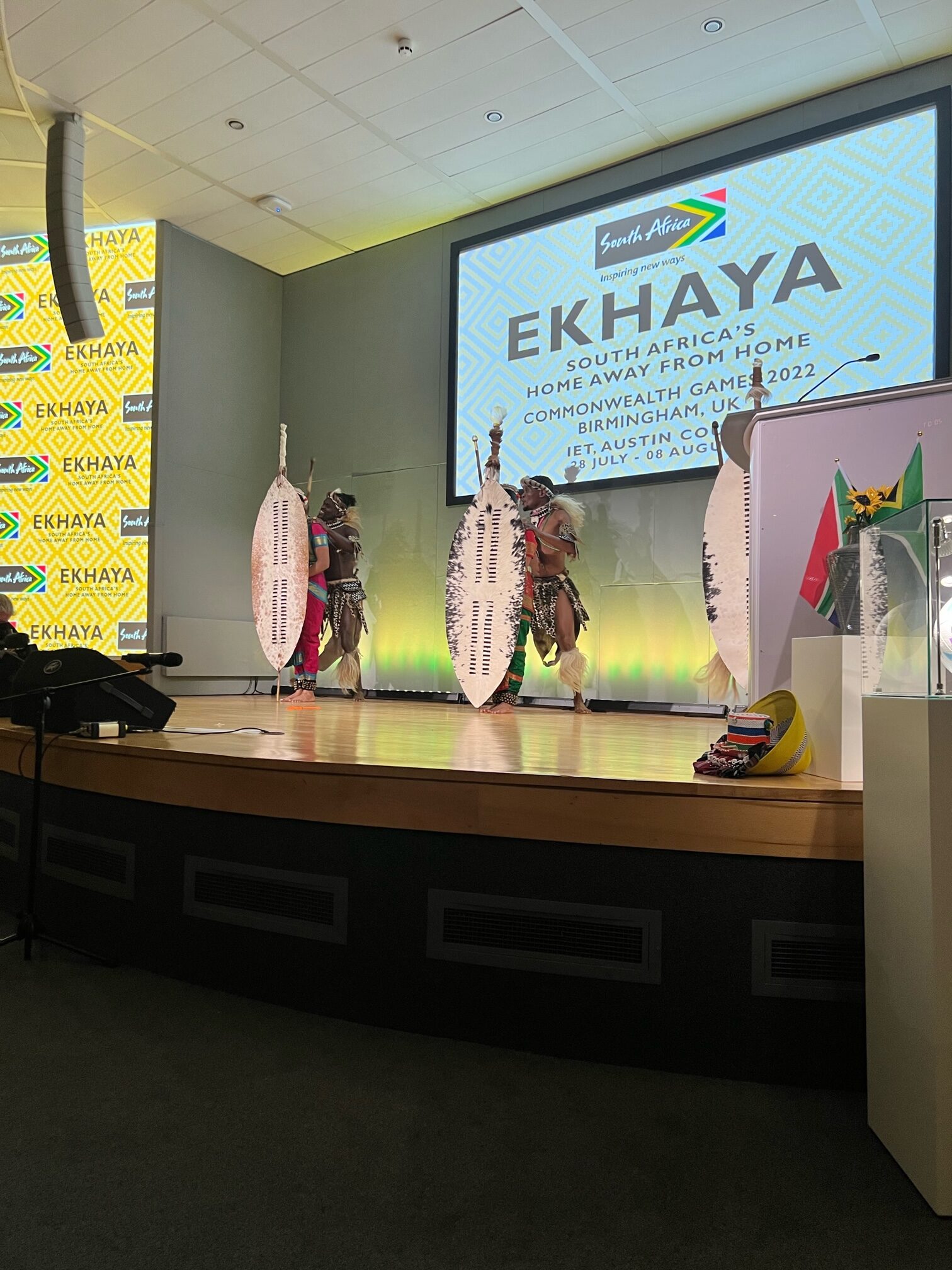 Diplomat Avi Lasarow welcomes the spirit of Ubuntu for the 2022 ...