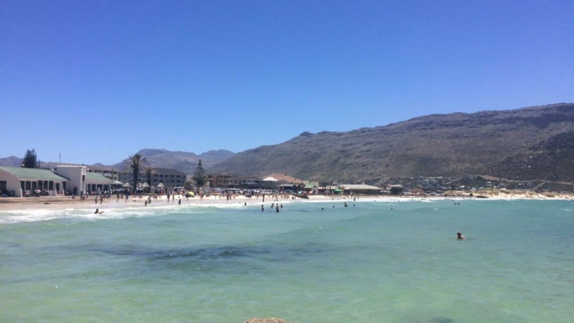 Now open: Fish Hoek Beach reopens after sewage spill - I Love South Africa
